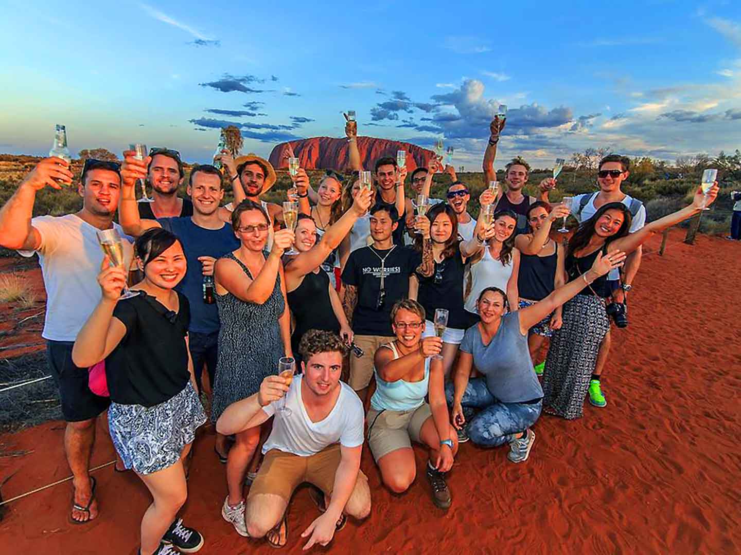 Rock to Rock Uluru Tour | Explore the Heart of the Outback | Mulgas ...